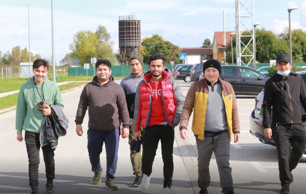 U Hrvatskoj sve više stranih radnika, Nepalci ove godine ‘prešišali ...